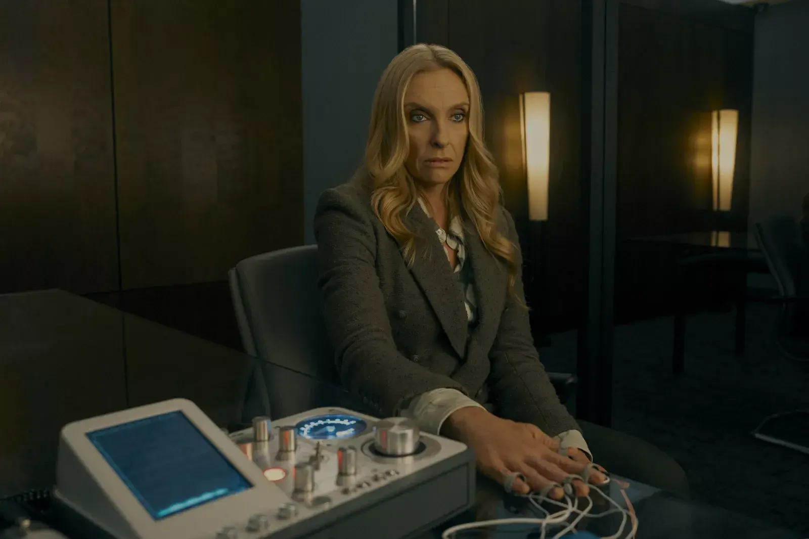 The Power: la nueva serie fantástica de Toni Collette que ya está ...