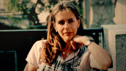Las mil muertes de Nora Dalmasso: 5 preguntas que deja el documental de ...