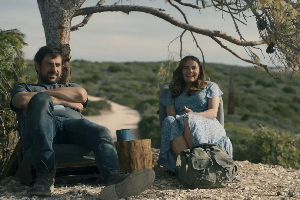 Muy lejos: este es el nuevo dramedy romántico de Netflix que no te ... Muy lejos: este es el nuevo dramedy romántico de Netflix que no te ...